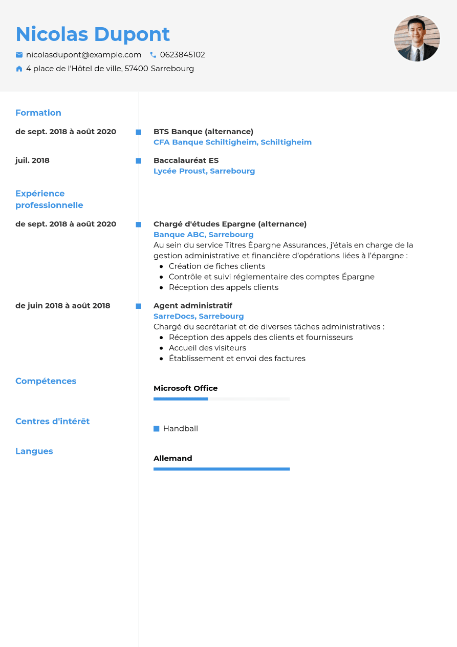 Exemple de CV de conseiller bancaire - CV.fr